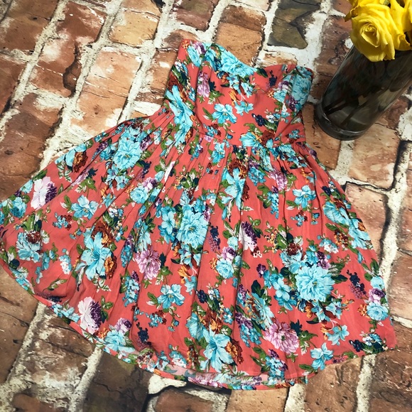 Jarlo London | Dresses | Jarlo London Sweetheart Floral Dress | Poshmark
